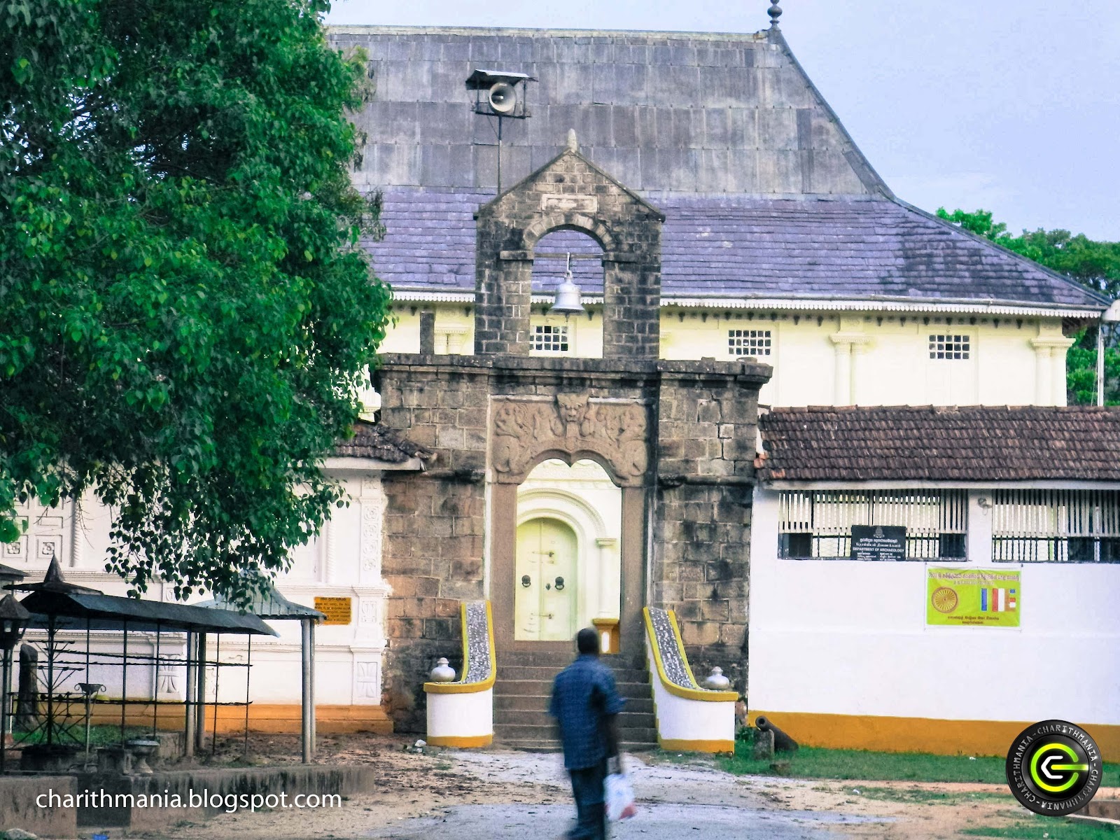 CharithMania: " Pothgul Raja Maha Viharaya , Hanguranketha"