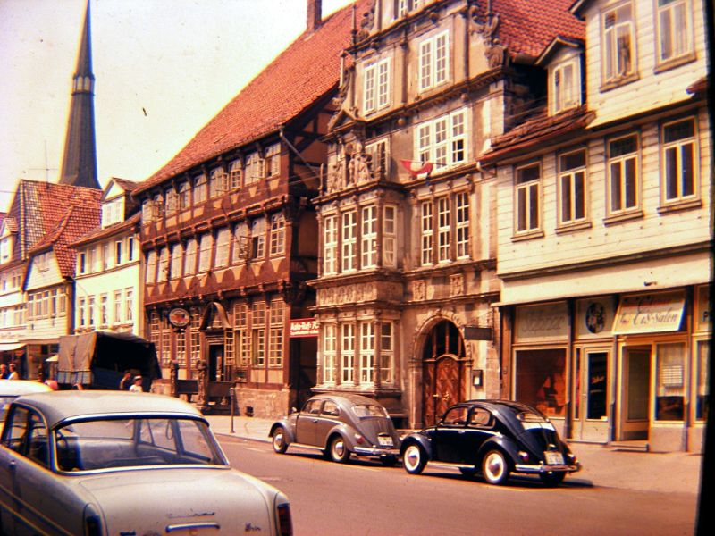 40 Fascinating Color Photos Capture Street Scenes of West Germany in ...