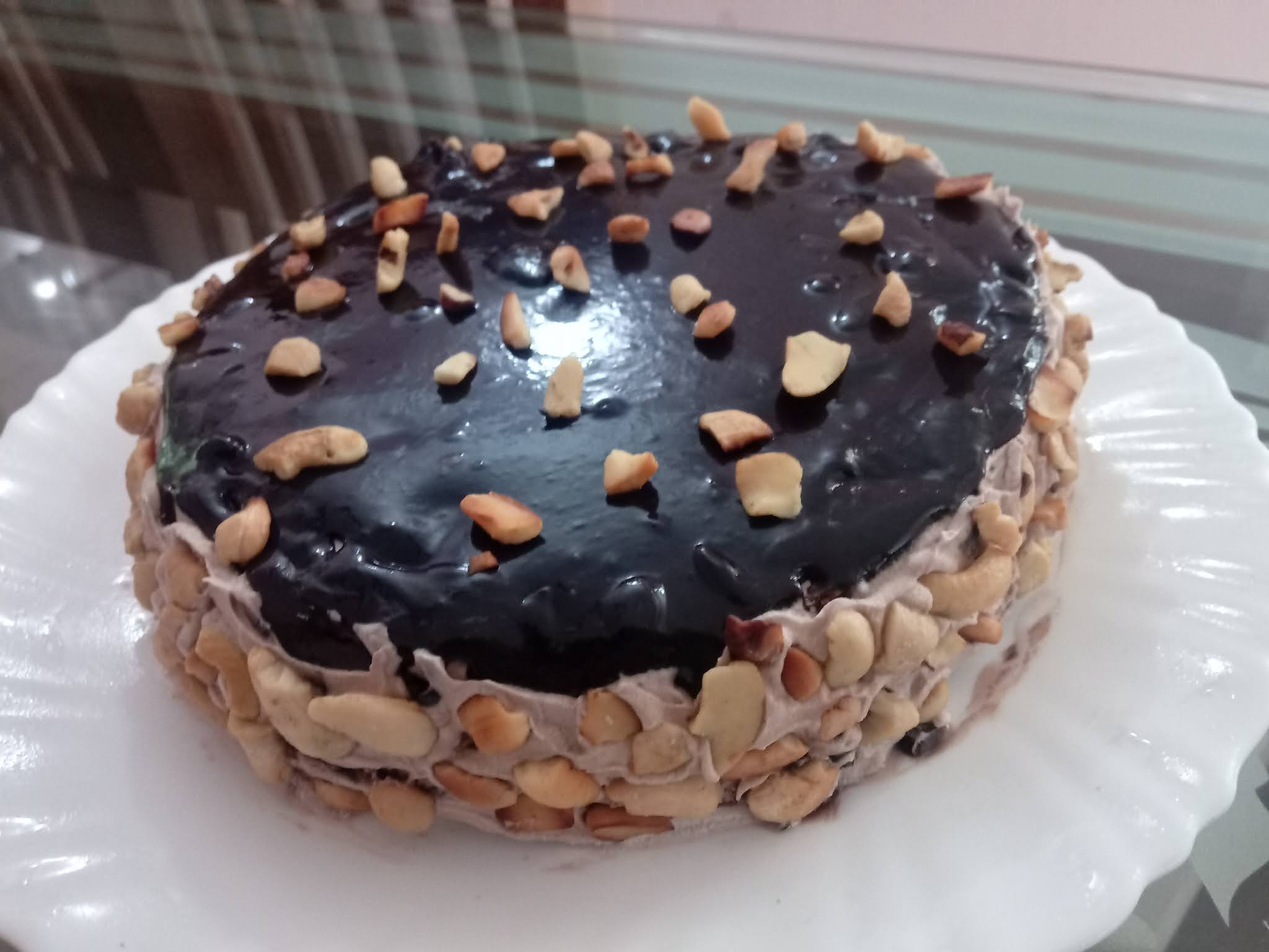 MELODIES POSITIVE: Chocolate Nuts Cake.