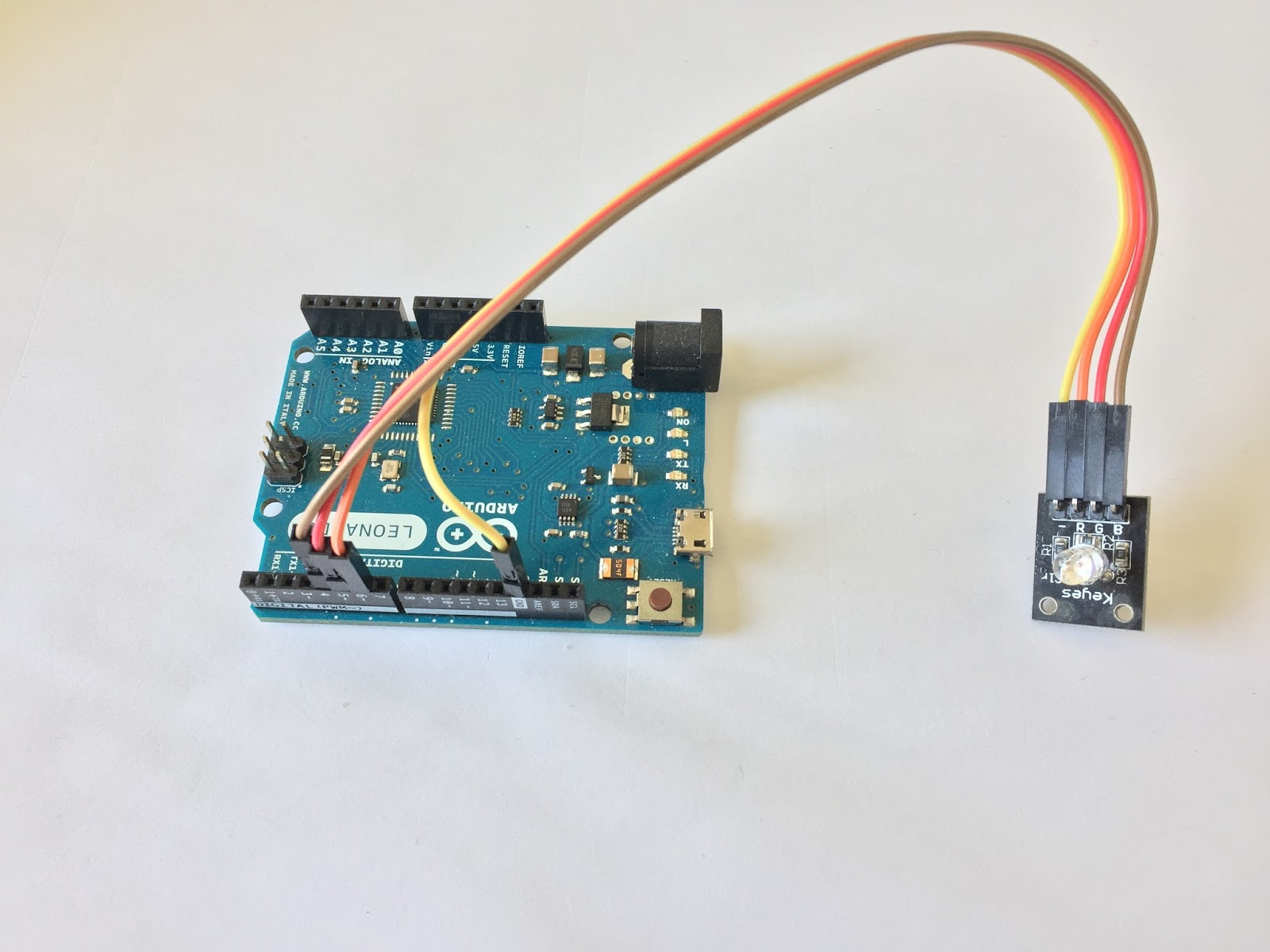 Tutorial: Aprender a usar un led RGB con Arduino ~ LuneGate