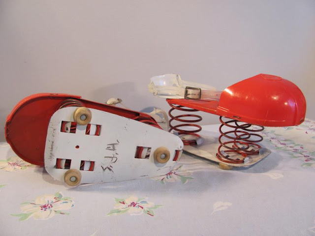 1960s Space Age Toy Rocket Shoes Simulate Walking on the Moon ~ Vintage ...