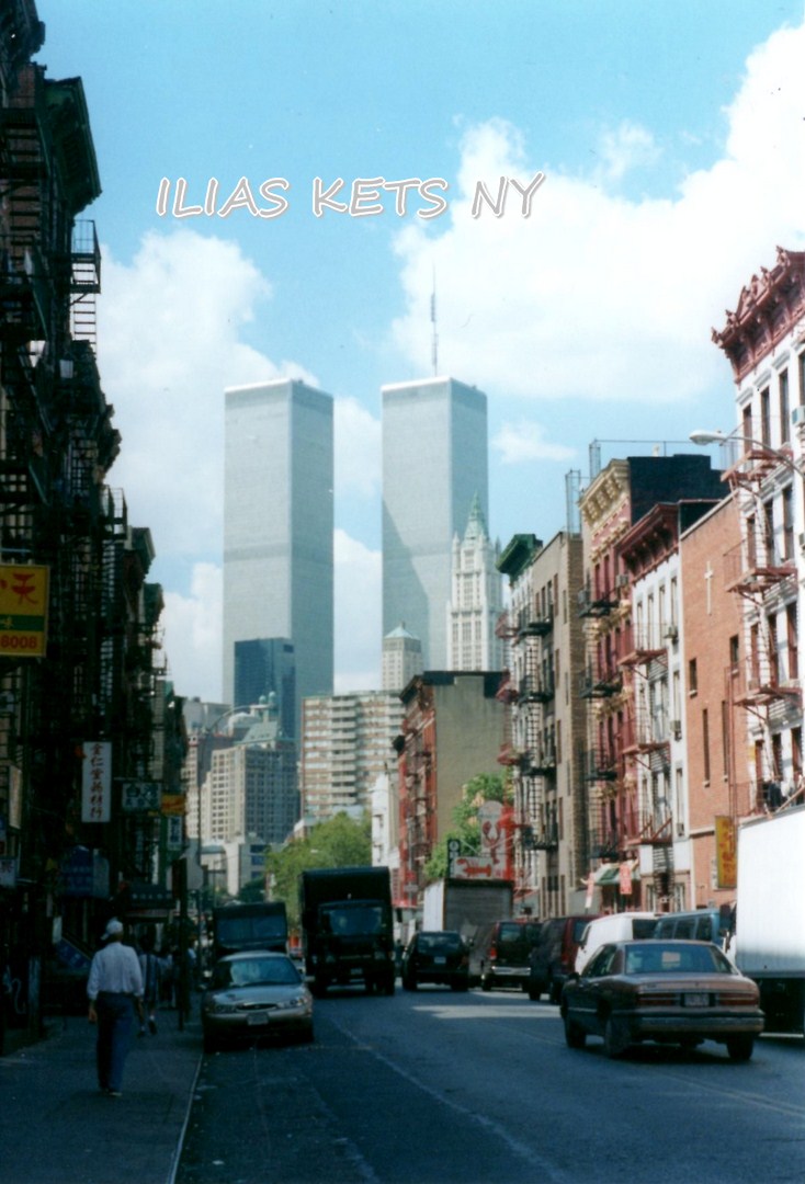 ILIAS KETS NY: *** ΟΙ ΔΙΔΥΜΟΙ ΠΥΡΓΟΙ ΛΙΓΟ ΠΡΙΝ ΧΑΘΟΥΝ