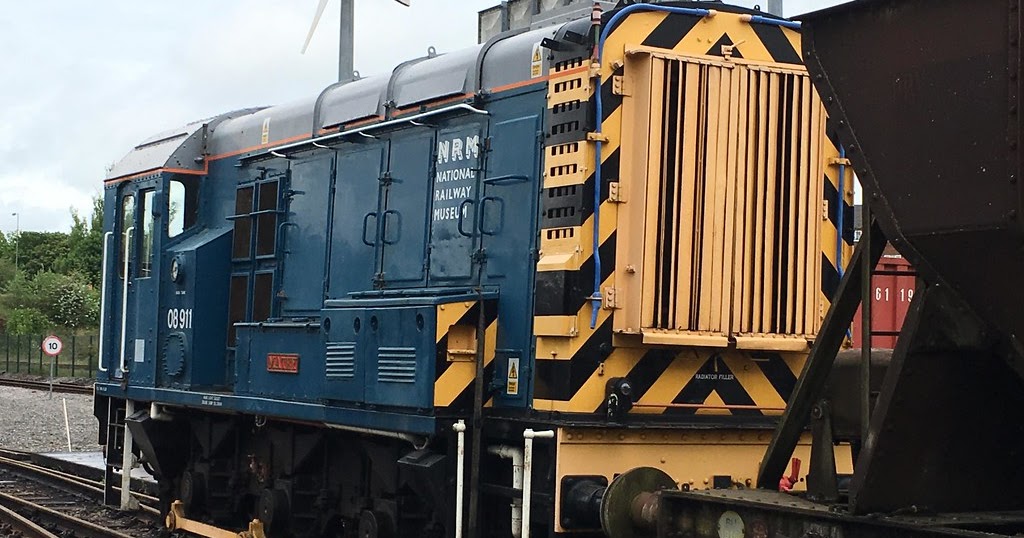 British Diesels and Electrics: Class 08 (BR/English Electric 0-6-0 ...