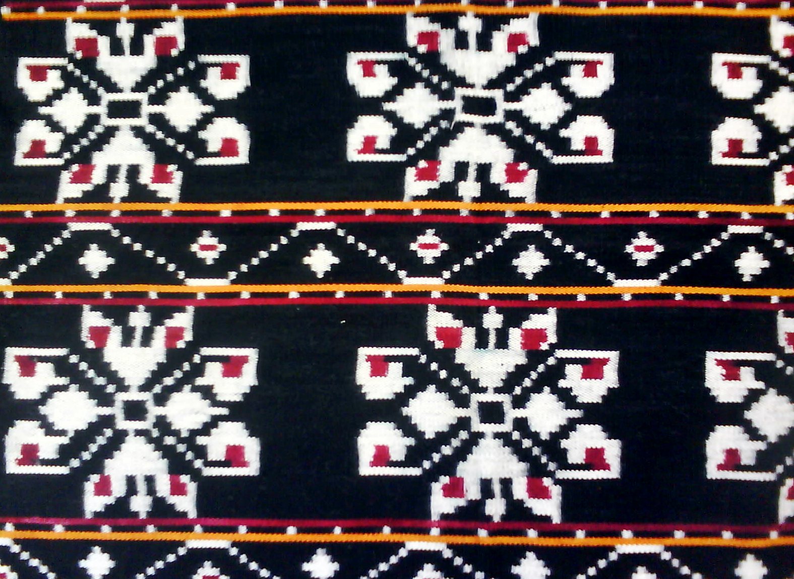 tenun ikat