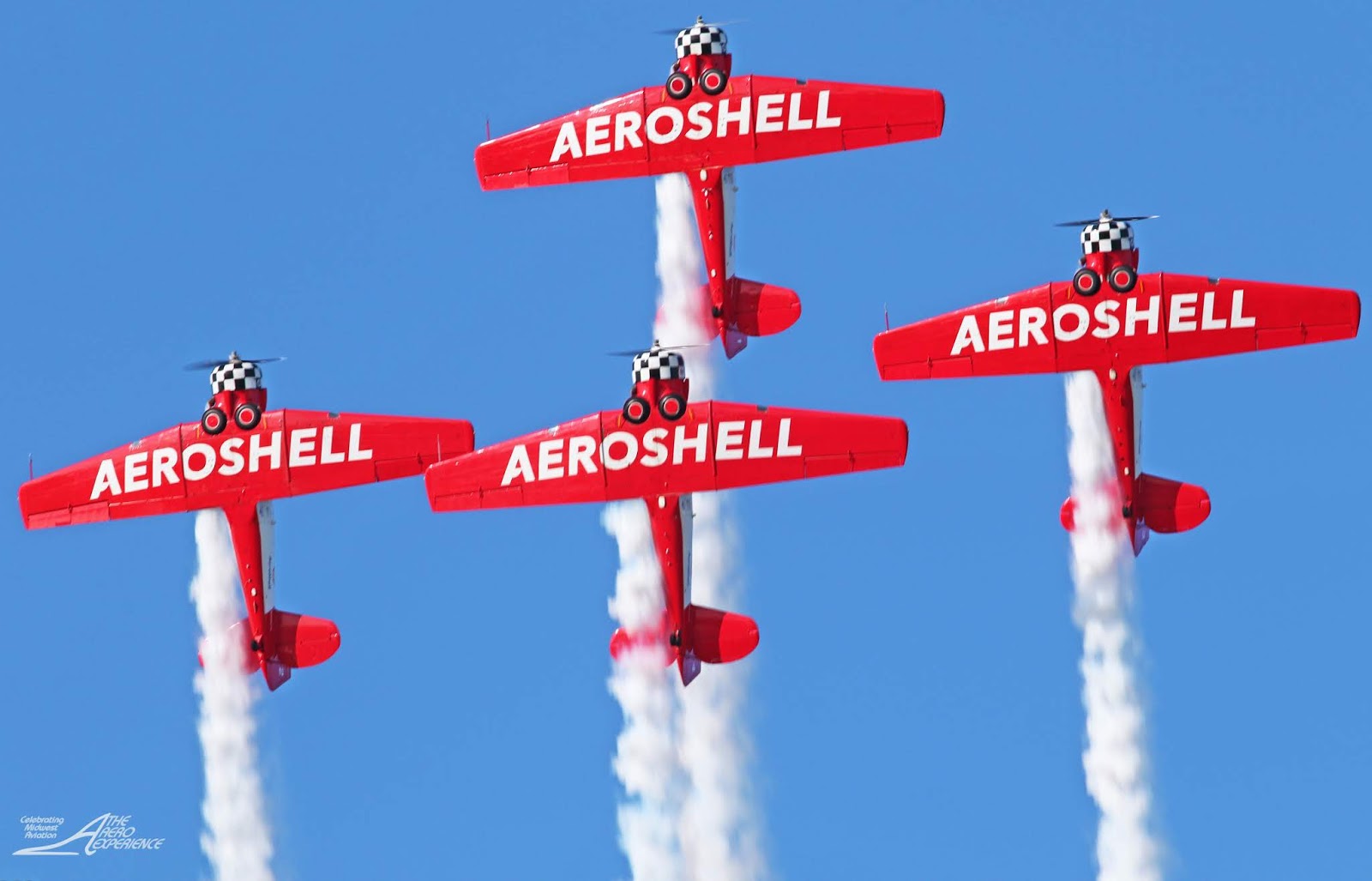 The Aero Experience: EAA AirVenture Oshkosh 2019: Airshows - Aeroshell ...