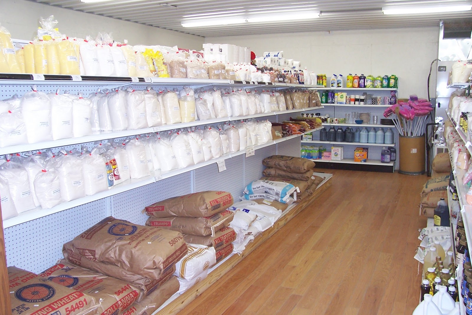 Lake News: Amish Store