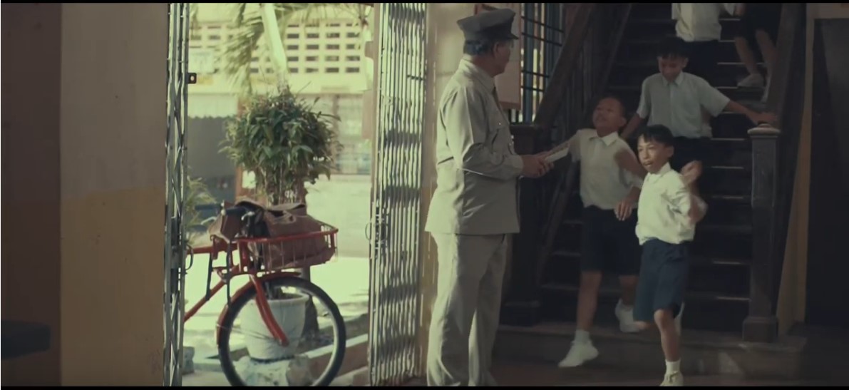 Kisah Tiga Generasi Posmen Yang Paling Awesome Sekali - MyRating