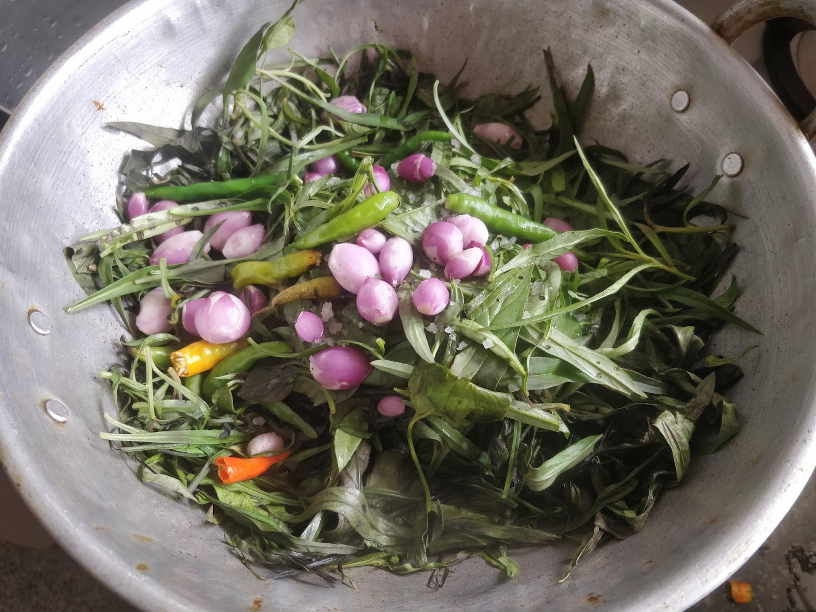 PANNAI KEERAI MASIAL / SPINACH KADAISAL