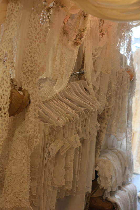 Rosemary Cathcart Antique Lace and Vintage Fashion: Sheelin Antique ...