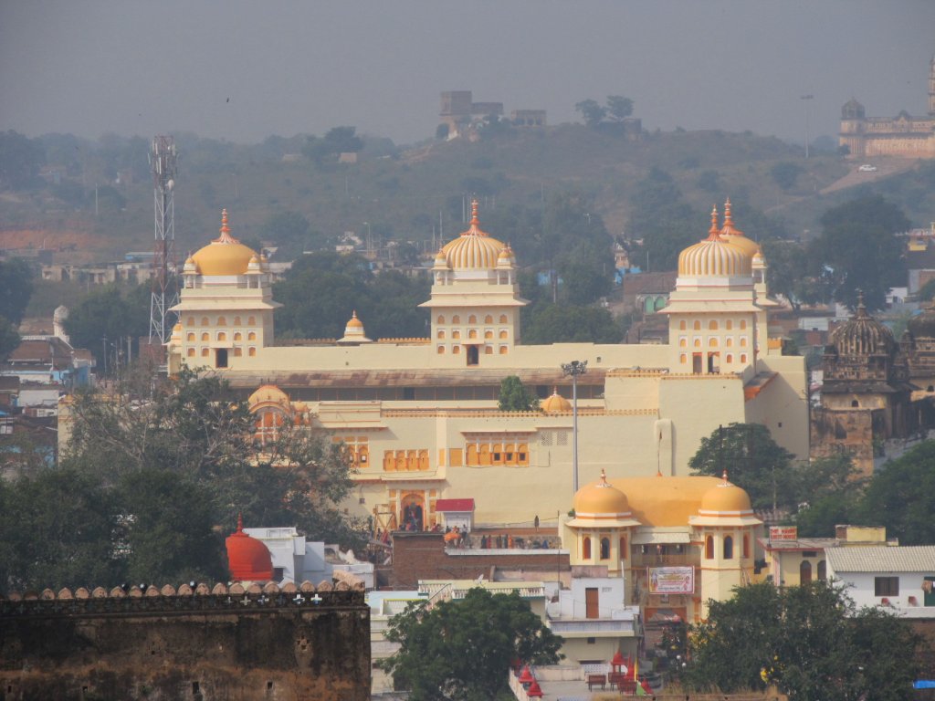 The Dilettante Photographer: Ram Raja Temple, Orchha