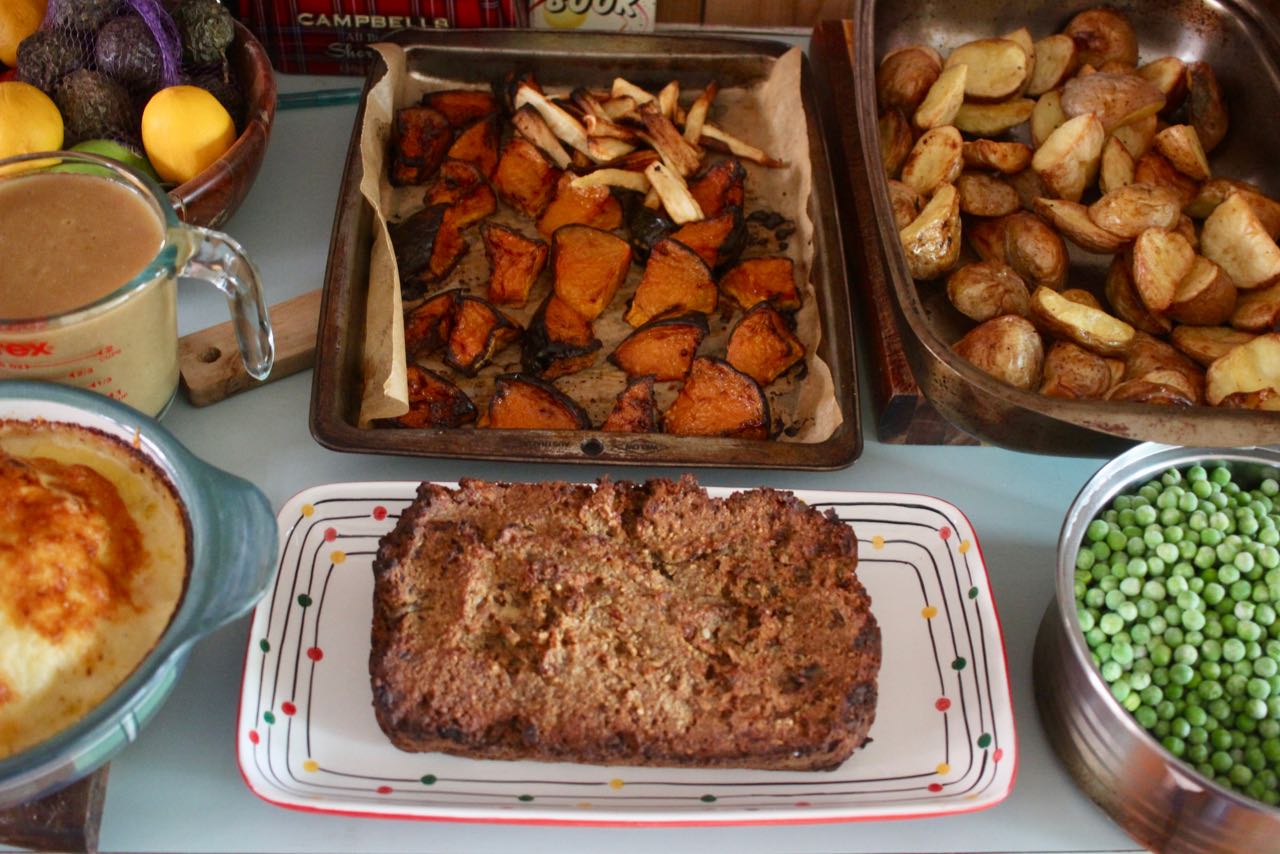 Green Gourmet Giraffe: Christmas in July lunch and fruit and ...