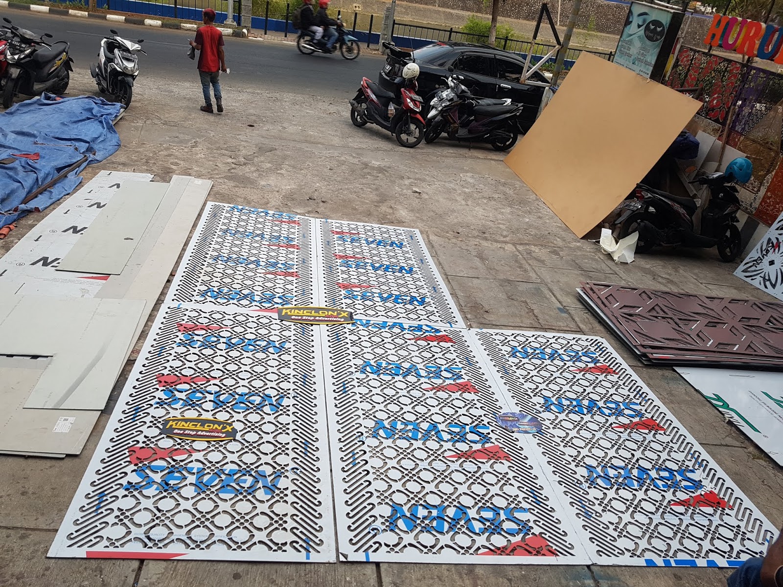 Jasa Potong ACP (Alumunium Composite Panel)