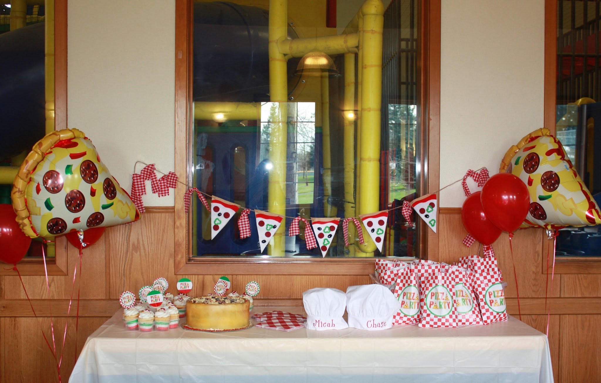 Repeat Crafter Me: Pizza Party