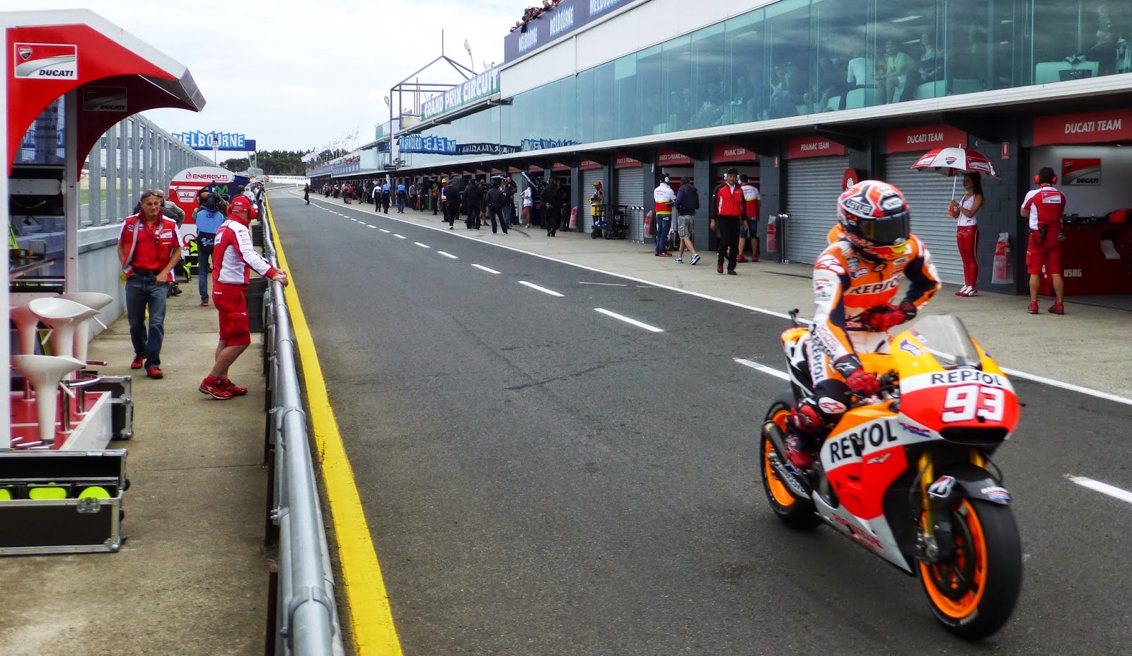 Jane Laws - Travel Blog: 2014 Australian MotoGP - Pit Wall
