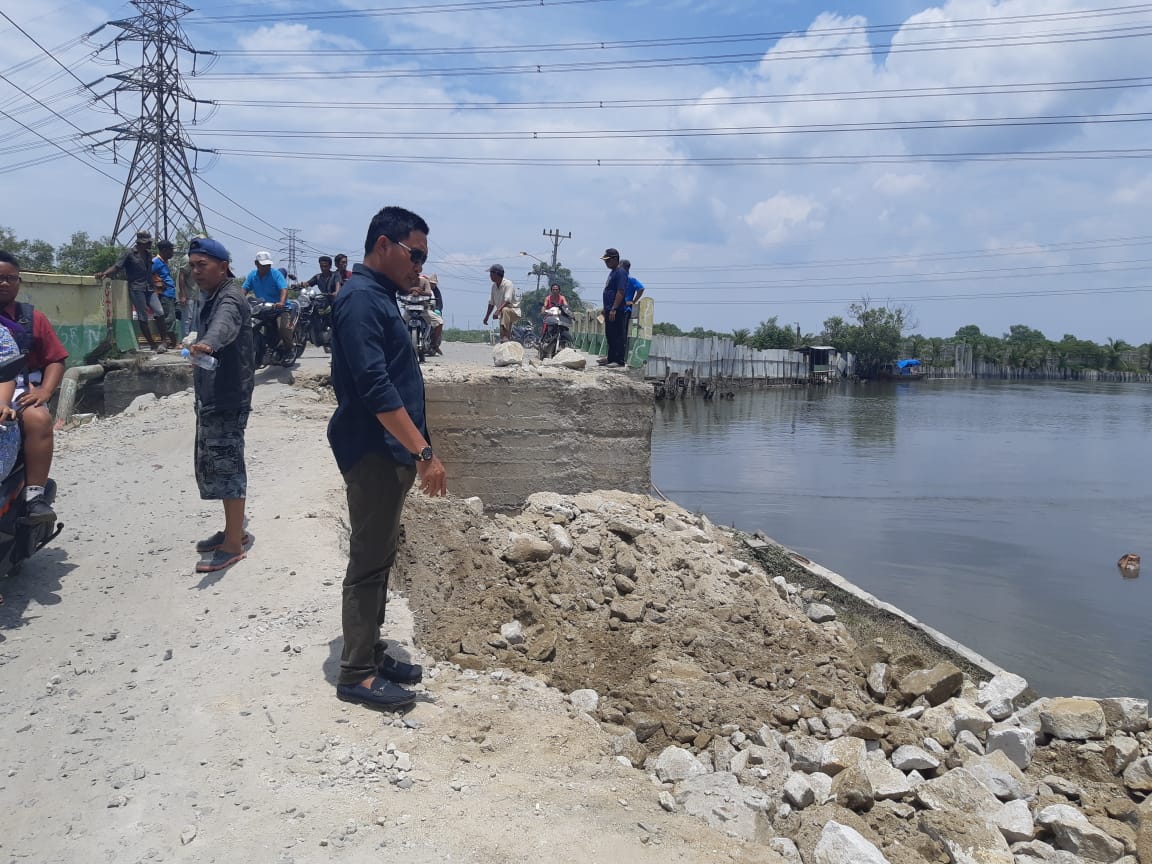 Jembatan Sicanang Amblas, Bukti Pemko Medan Tak Peduli Medan Utara ... Jembatan Sicanang Amblas, Bukti Pemko Medan Tak Peduli Medan Utara ...