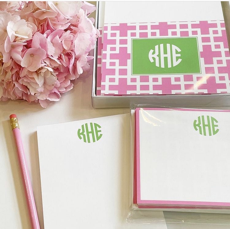 the pink clutch ...: Introducing The Preppy Desk