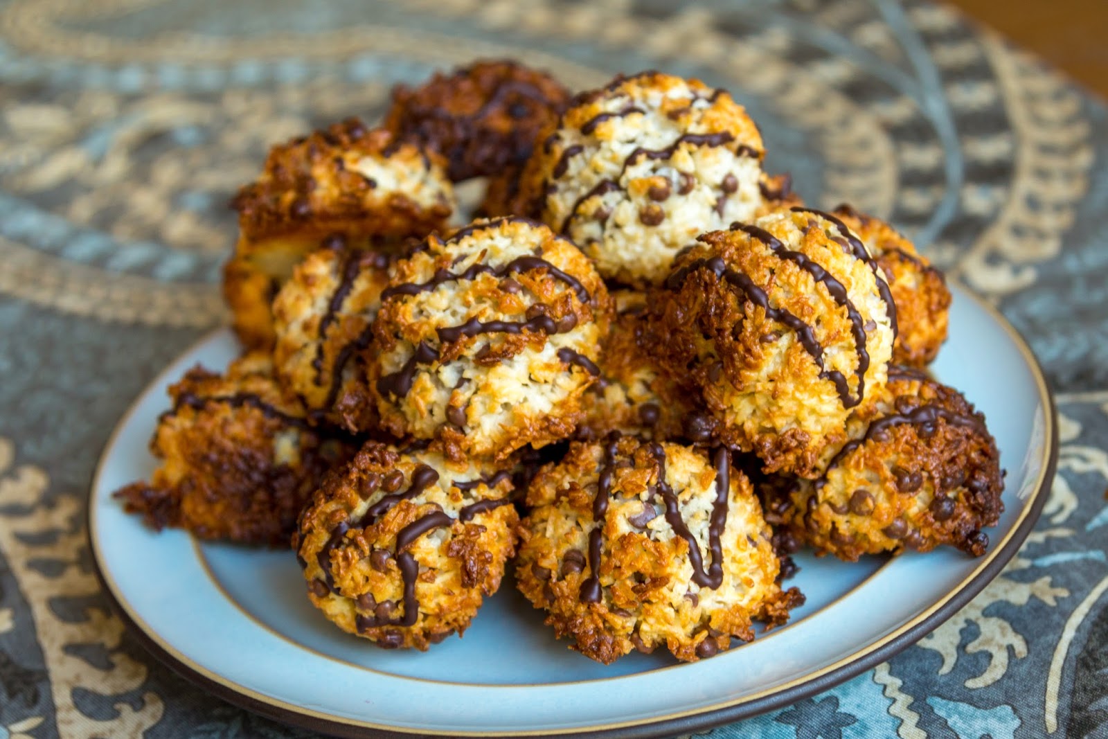 113 grams of butter: Coconut macaroons (aka the other macaron)