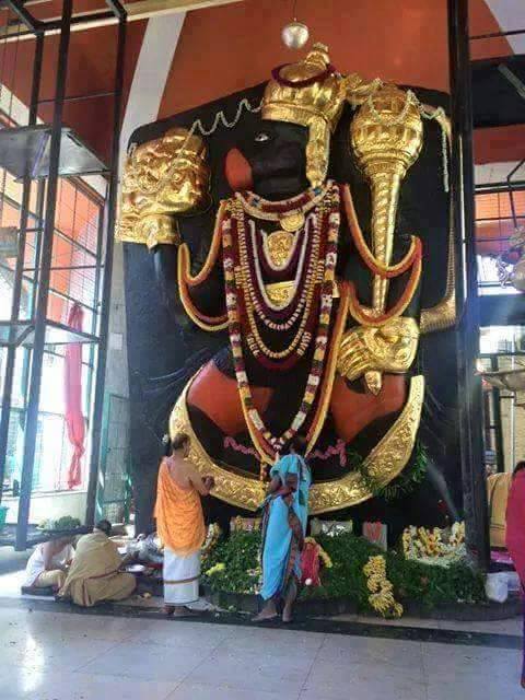 vasanthara: SREE PRASANNA VEERANJANEYA TEMPLE, MAHALAKSHMI LAYOUT ...