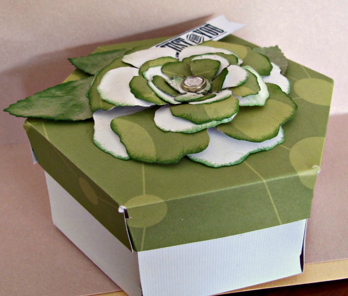 Dawn's World: Mygrafico Monday Challenge ~ Back to School Steampunk