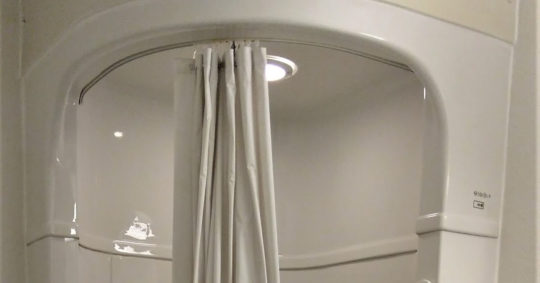 Living Rootless: Missouri Flash Trip, Part 2: The Space Capsule Shower