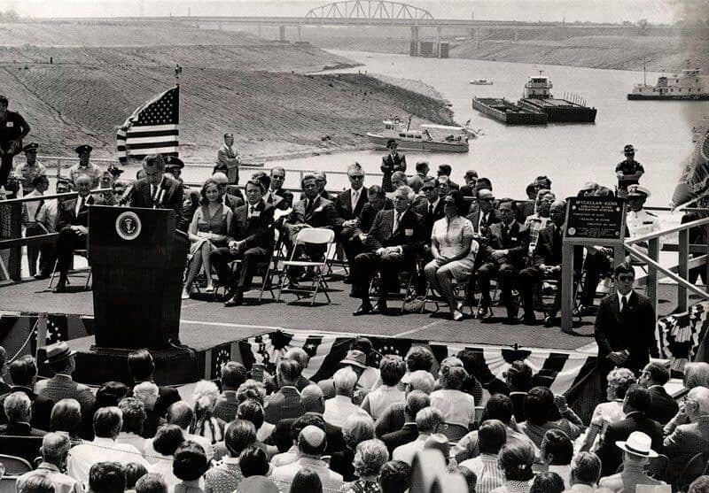 Industrial History: 1960s McClellan-Kerr Waterway (MKARNS)