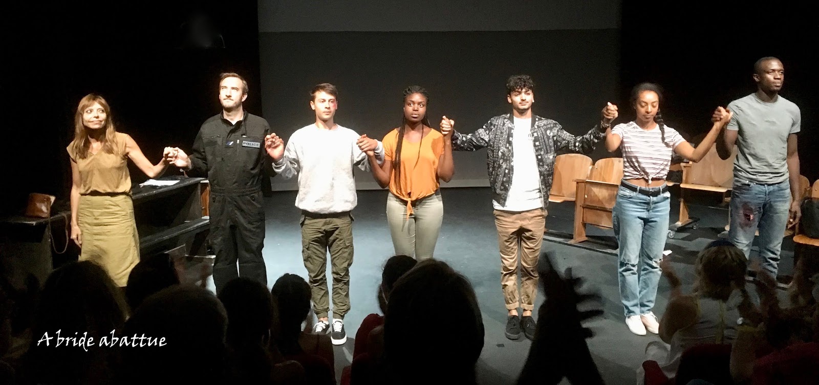 A bride abattue: La journée de la jupe et autres spectacles au Théâtre ...