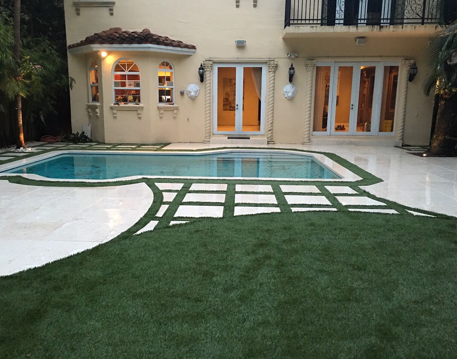 Coral Stone tiles Pool Decks and Stone Pavers: Shell Stone