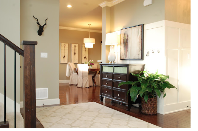 Blog Spotlight {Mini Manor Blog} • Honey We're Home