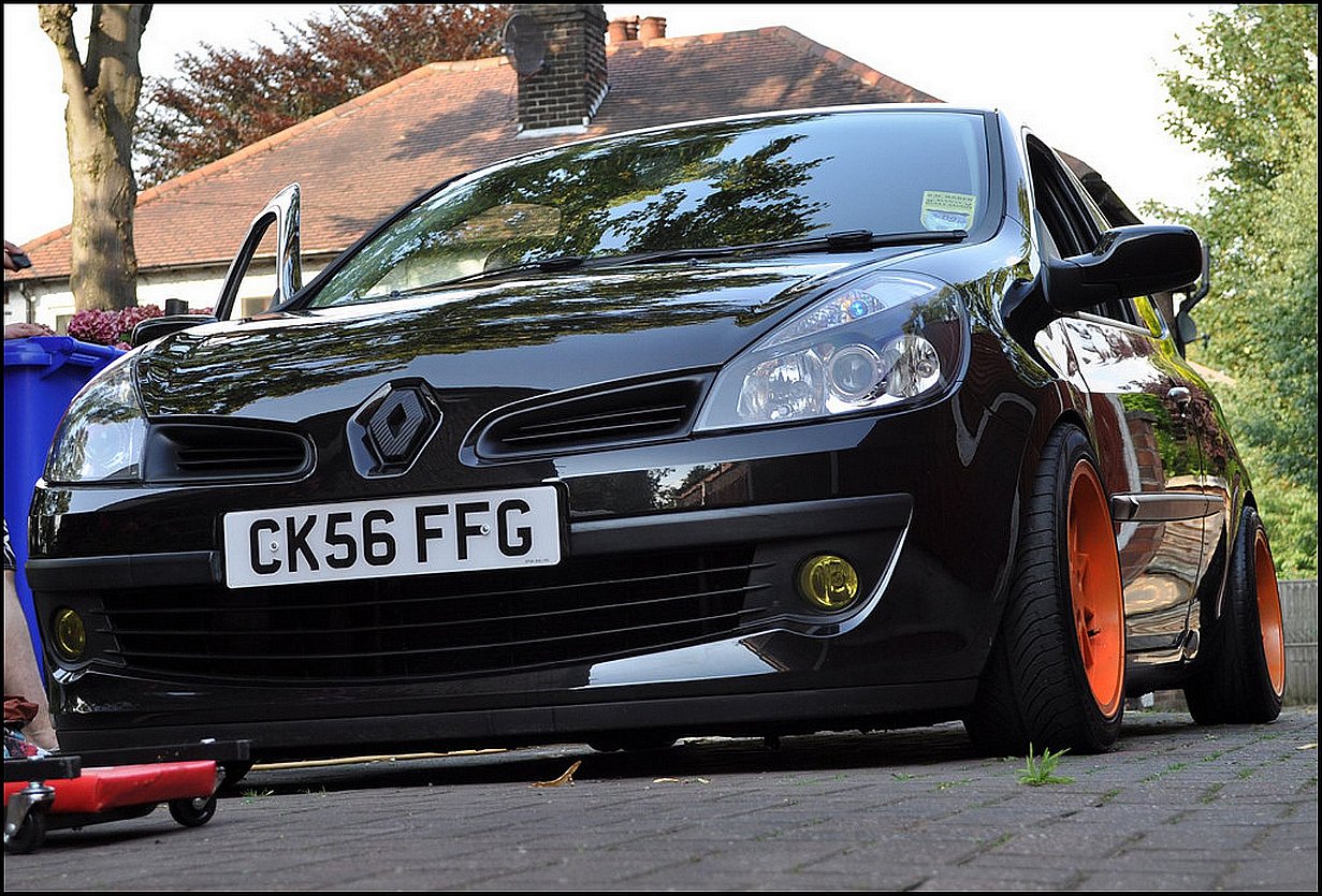 BEYKOZ TUNING: Beykoz Tuning Clio Modifiye Fotografları