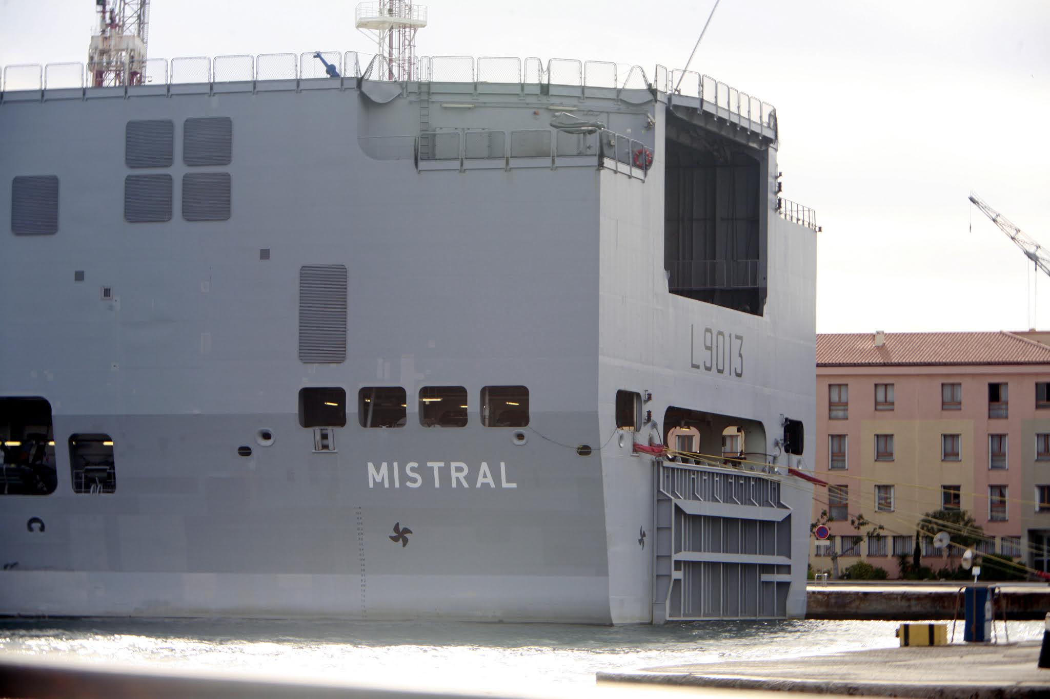French ship Mistral (L9013)/L 9013 FS Mistral