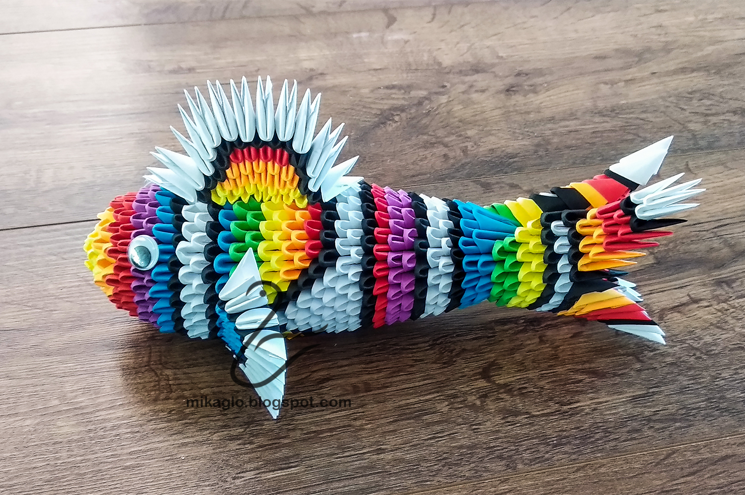 Origami 3d - mikaglo: 729. Tęczowa rybka z origami / 3d origami rainbow ...