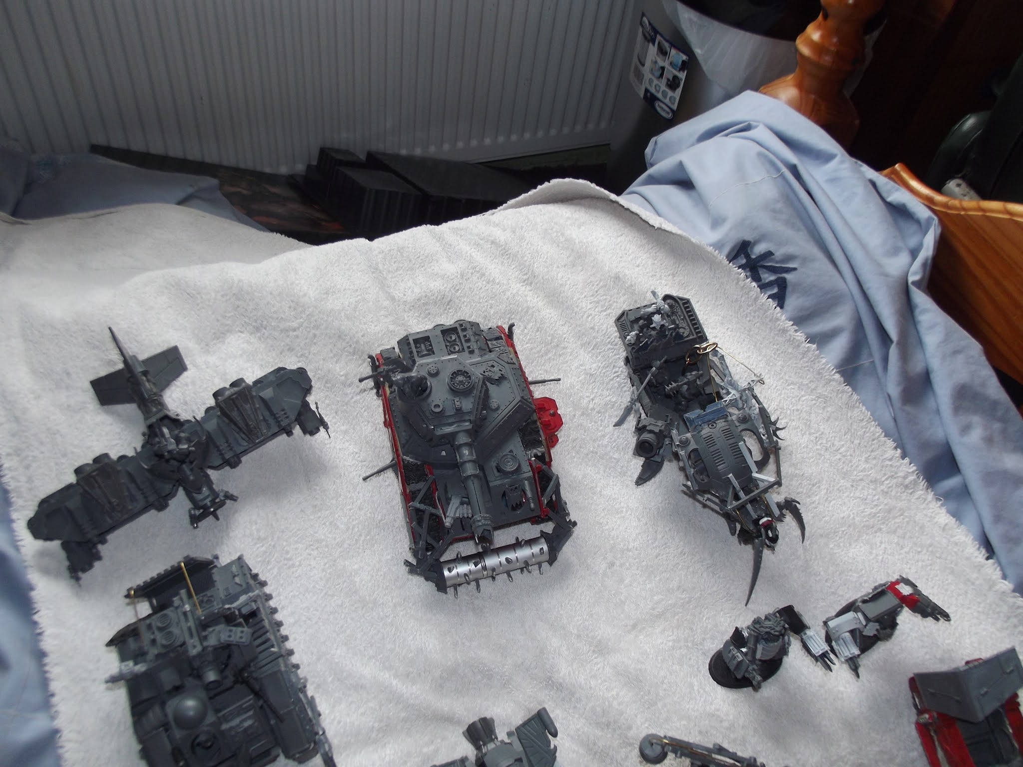 What's On Your Table: Scratch built ork vehicles and meganobz - Faeit 212
