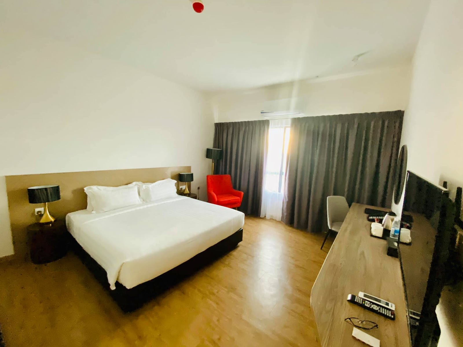 MENGINAP DI H ELITE DESIGN HOTEL KOTA BHARU SATU KEPUASAN BUAT DIRI AKU!