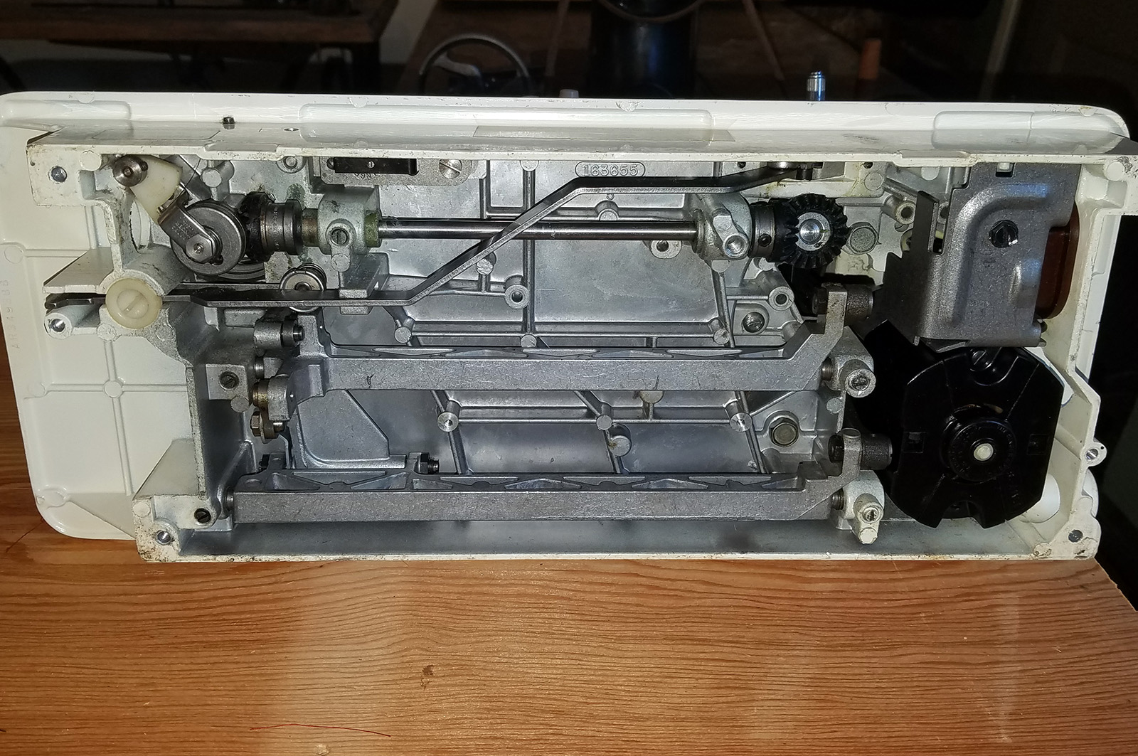 Old Singers And The Like: Heresy! Singer 635 Touch And Sew