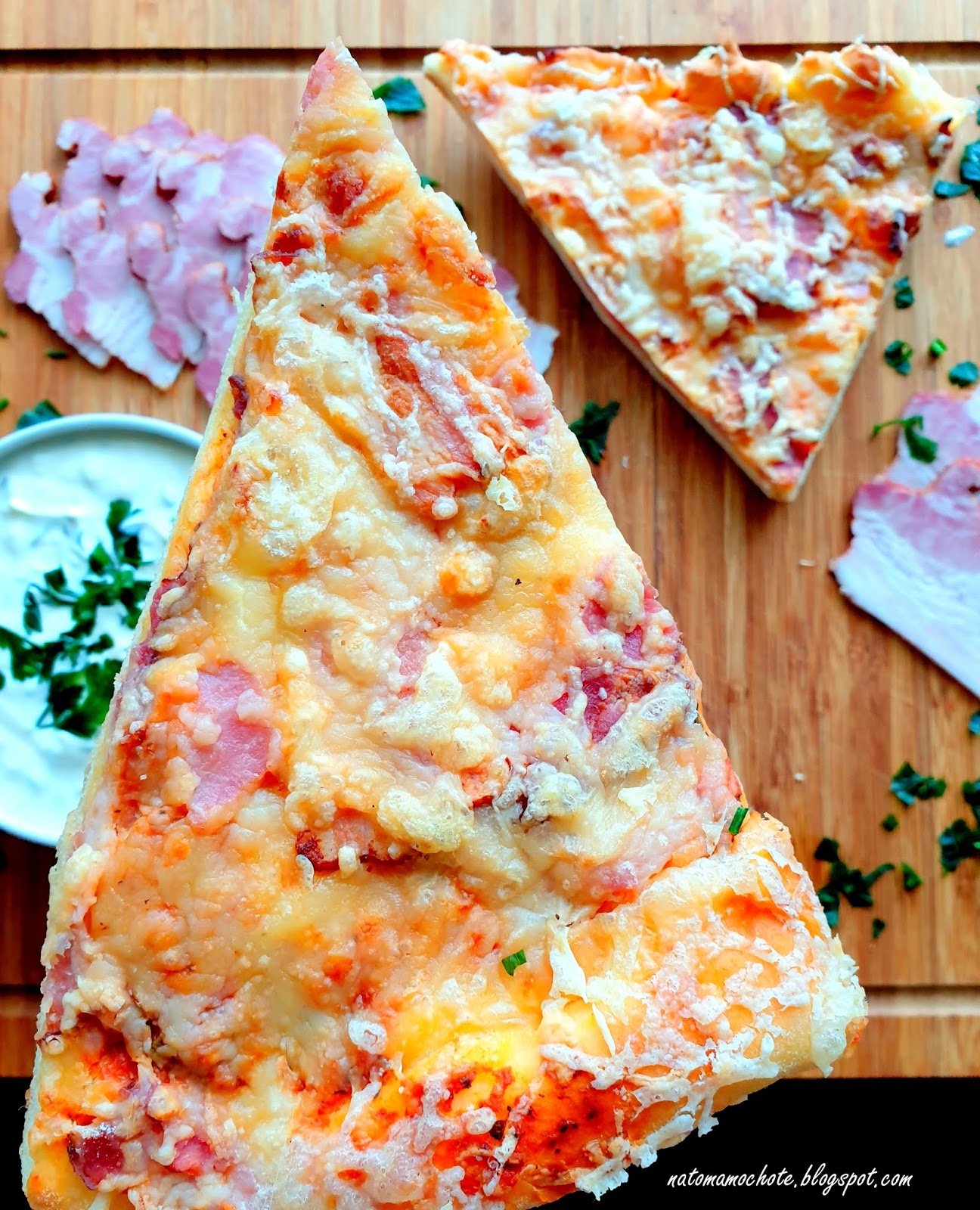 Na To Mam Ochotę: Pizza z Serem, Boczkiem i Cebulą