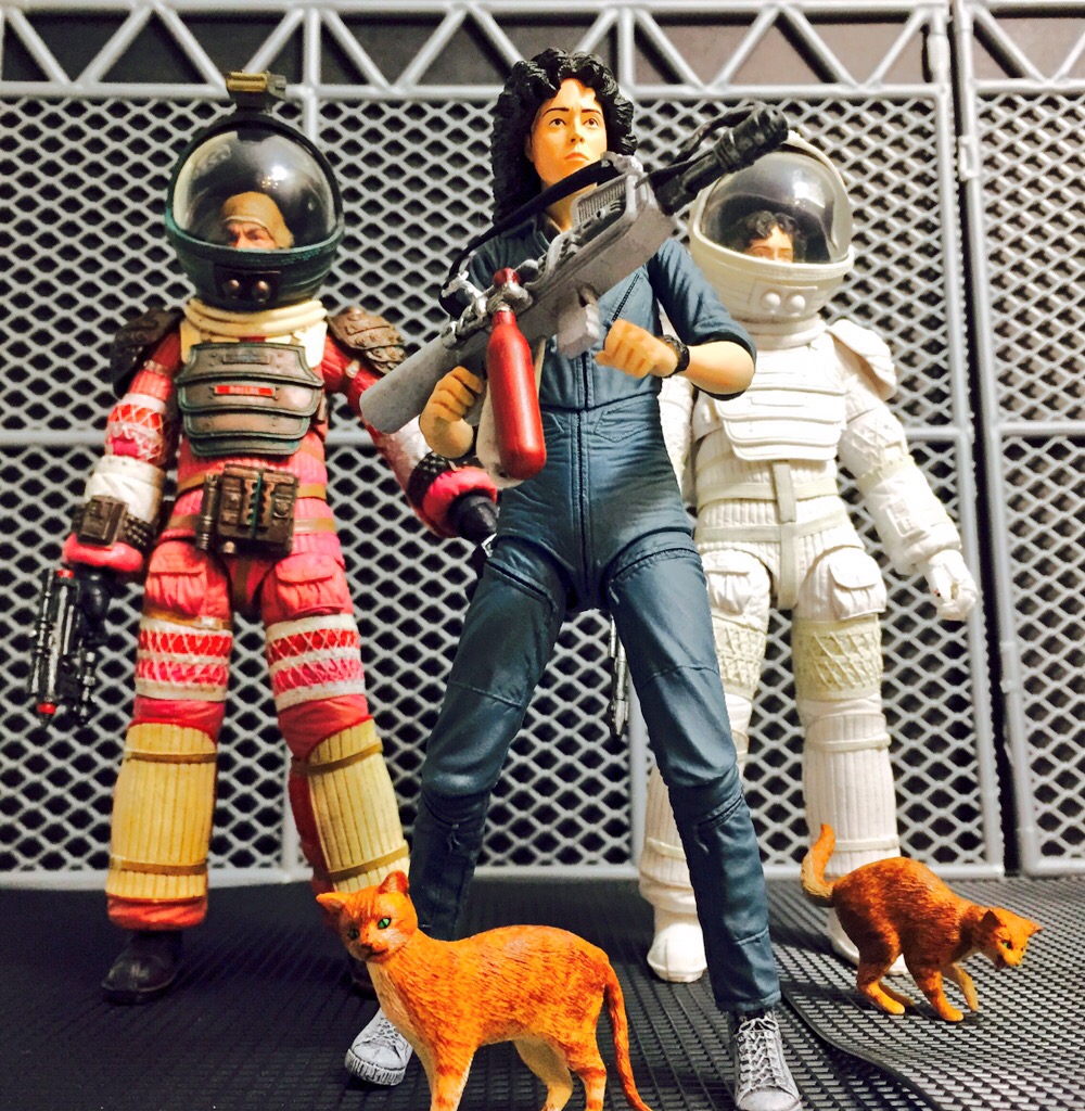 CobraShadowJoes: NECA Alien Ripley Compression Suit Figure Review