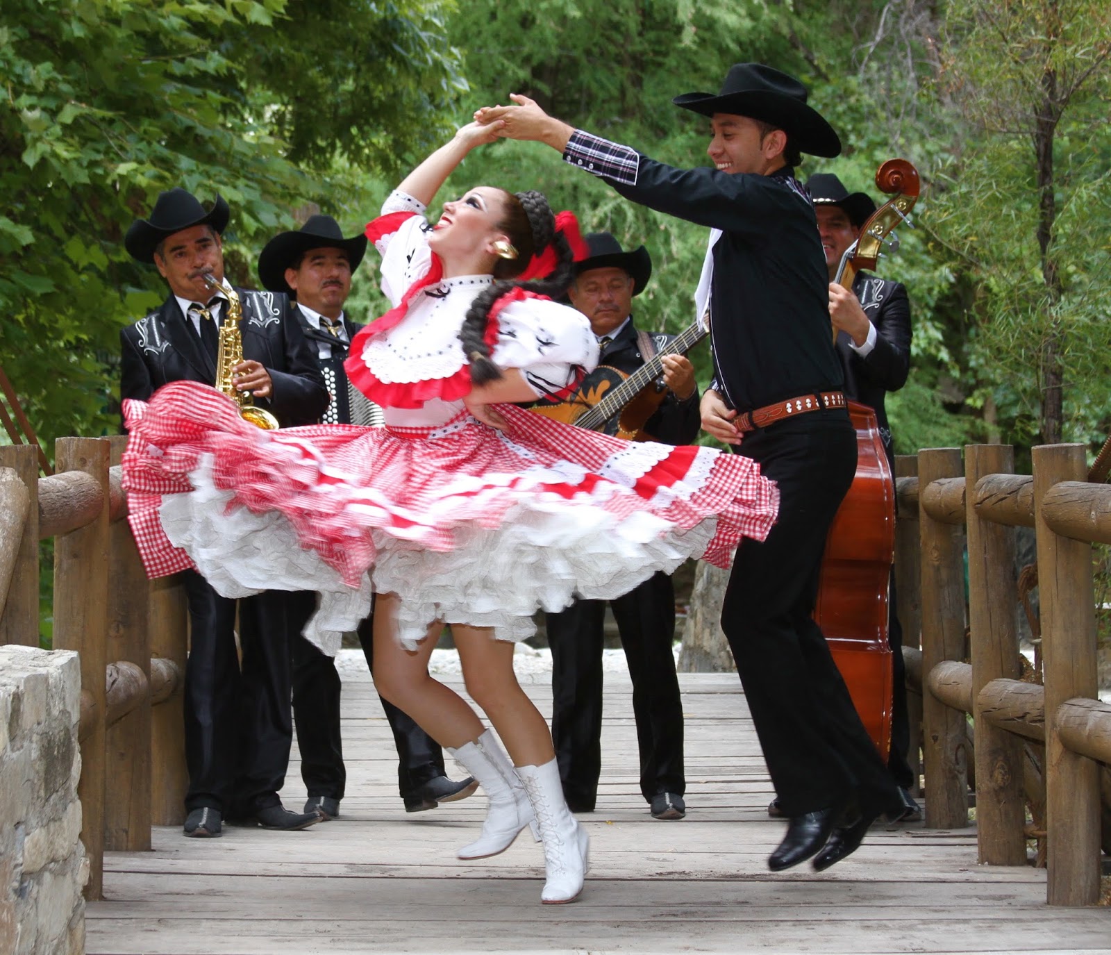 Trajes Tipicos de Tamaulipas - Vivi