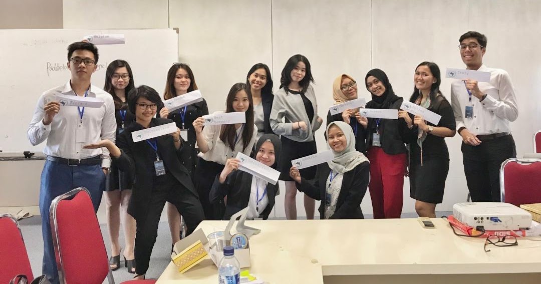 AMANDA PRIMIASIH: What is Model United Nations (MUN) ? and MUN Tips