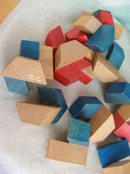 dispokino: Images of vintage Naef toys from auctions I didn't win