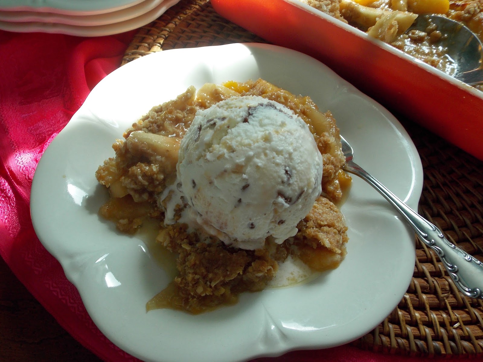 Food and Thrift: Fresh Peach and Apple Crisp