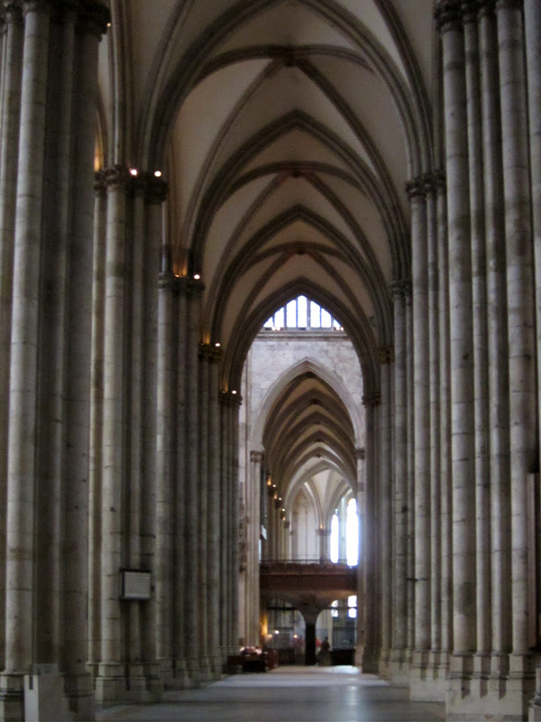 Wanderings and Wonderings: Cologne Cathedral, Part 2: inside the Burg