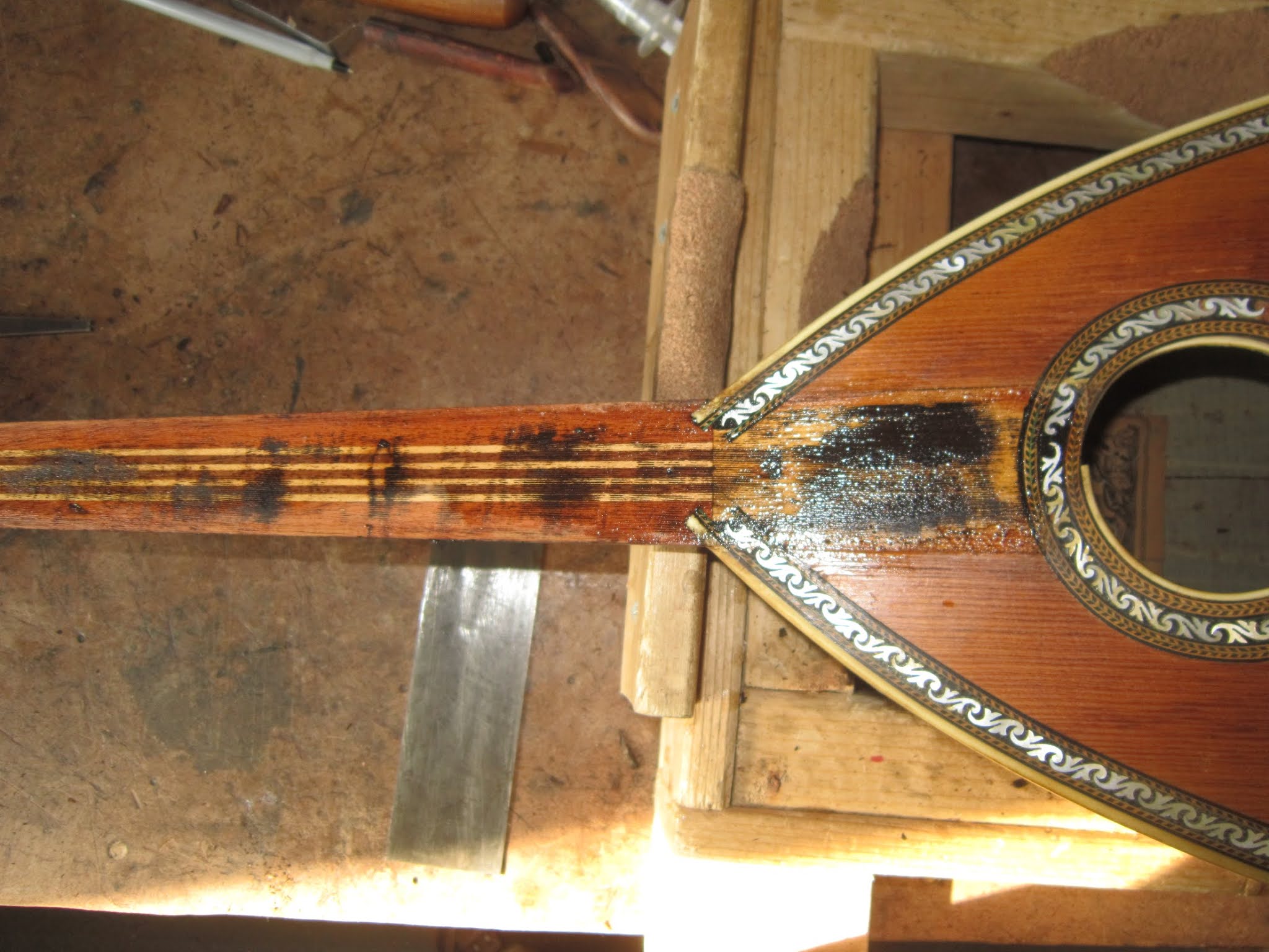 The 1911 Anastasios Stathopoulos bouzouki