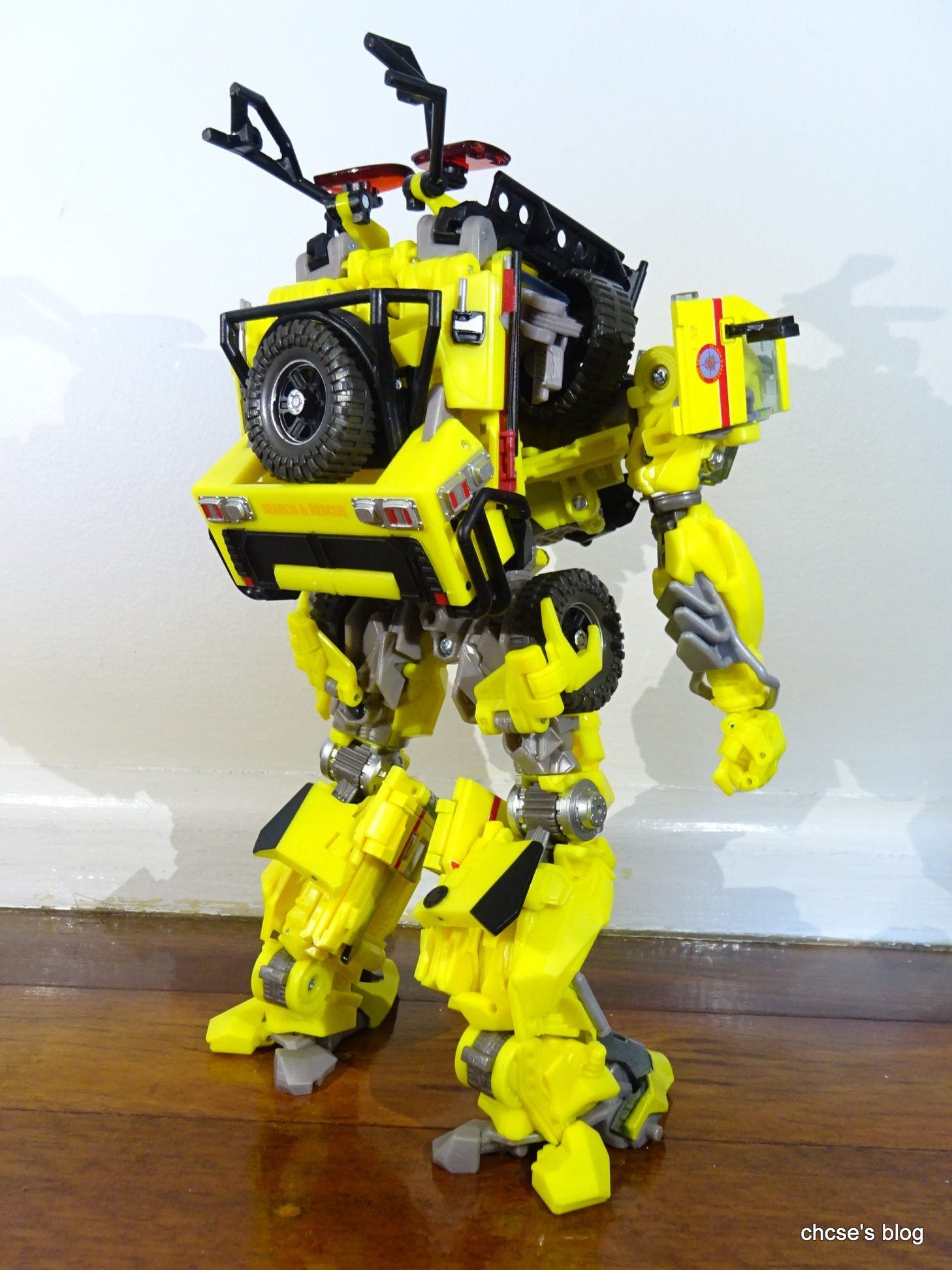 ChCse's blog: Toy Review: Transformers Masterpiece MPM-11 Ratchet