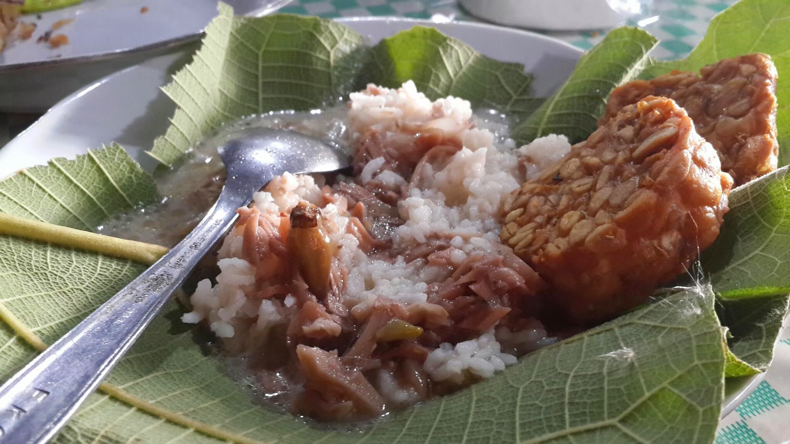 Kuliner Pati: Sego Tewel