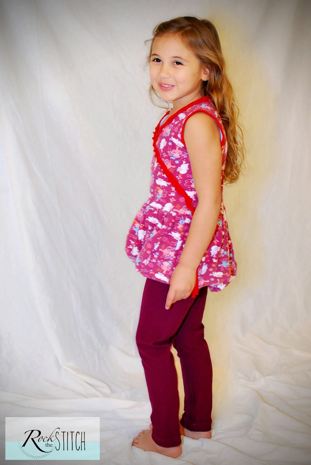 Rock the Stitch: Girls Basic Leggings - free pattern!