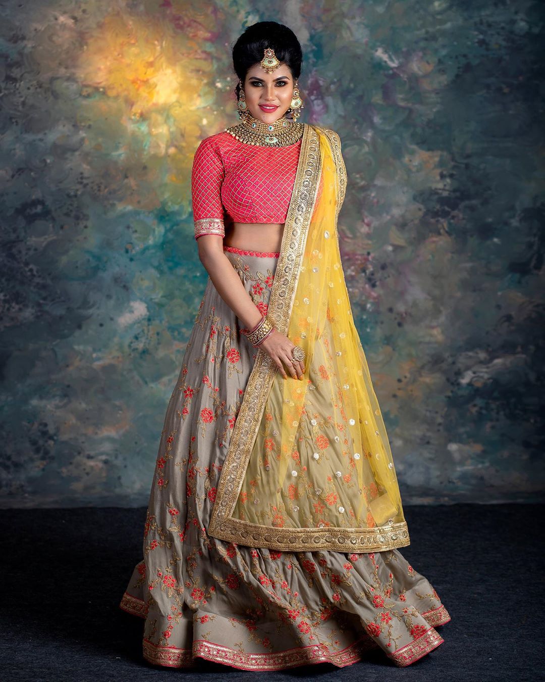 Nivisha Hot Navel Photos Collection Instagram, Serial Stills