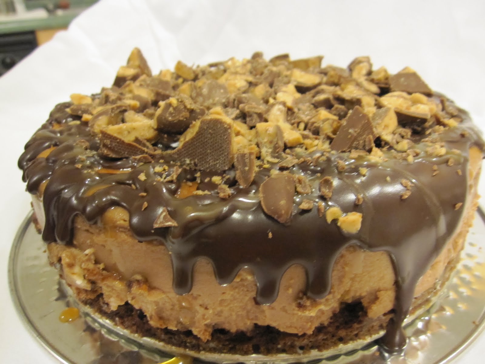 Out of My Sister's Kitchen: Heath Bar Cheesecake