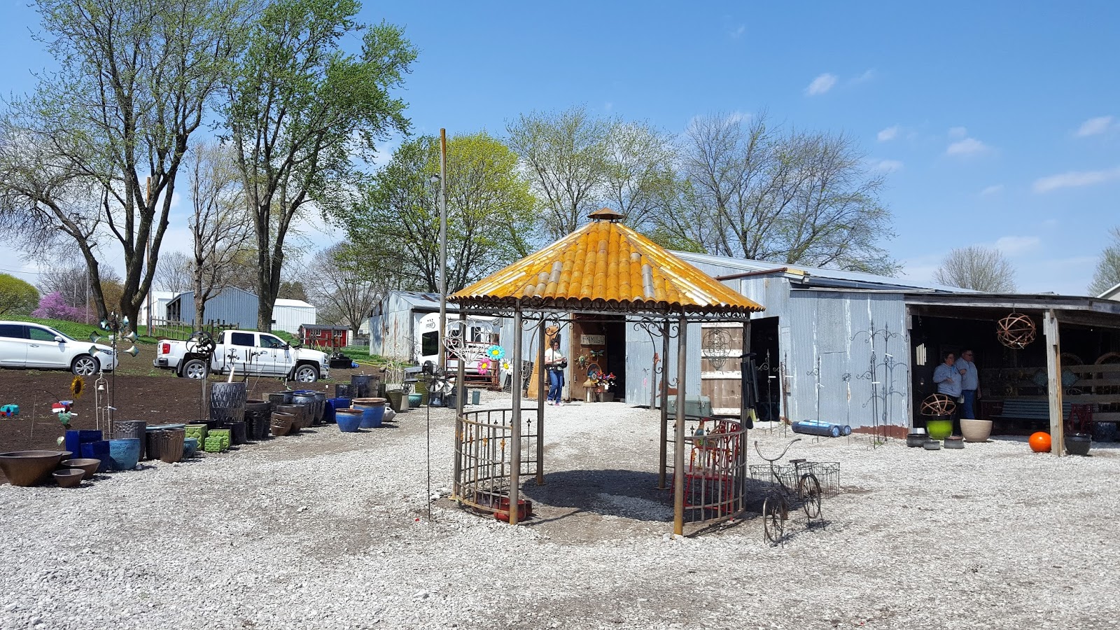 The Hoge Home Place ~: Blooming Barn~