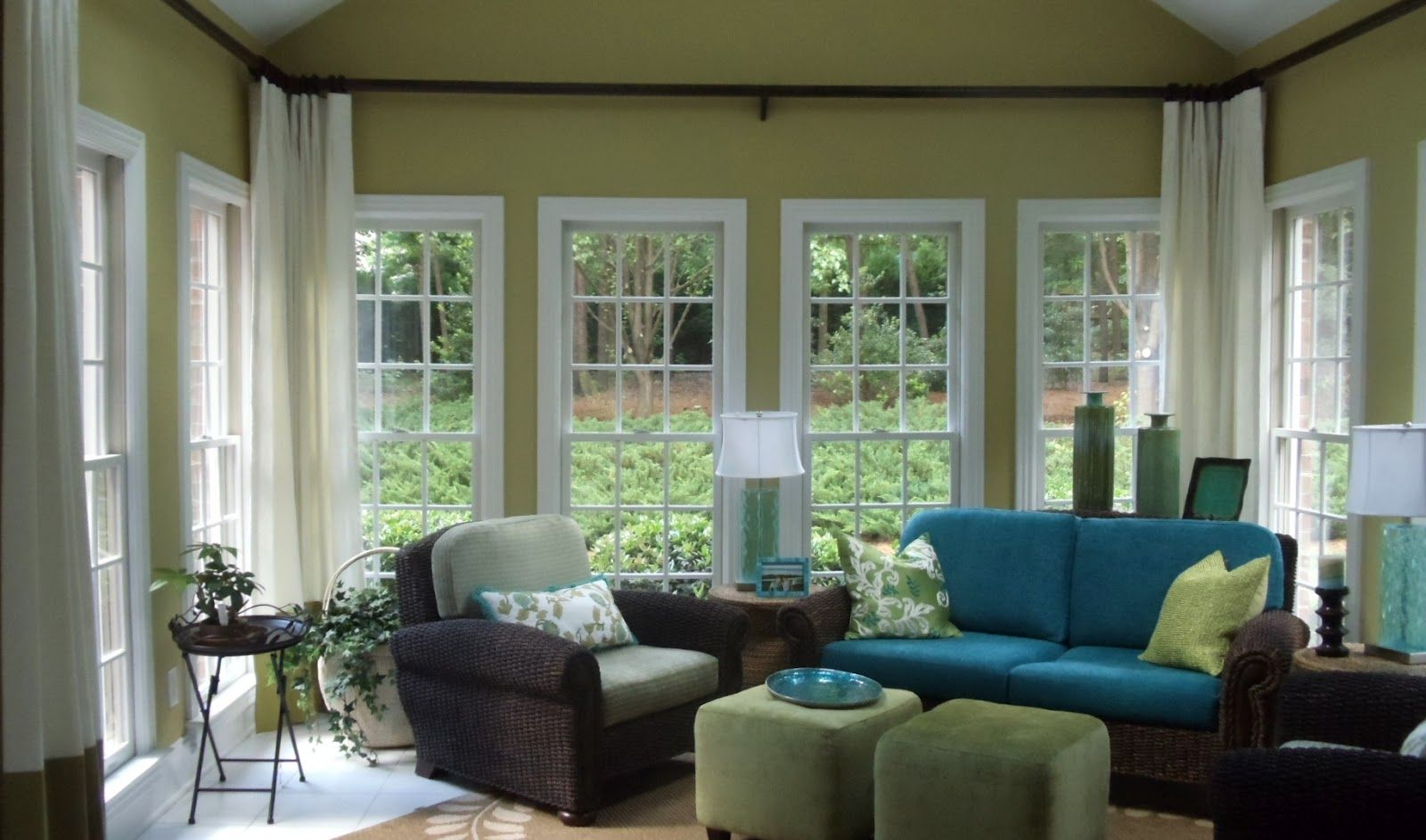 Top Sunroom Window Treatment Ideas - HouseDesignsme