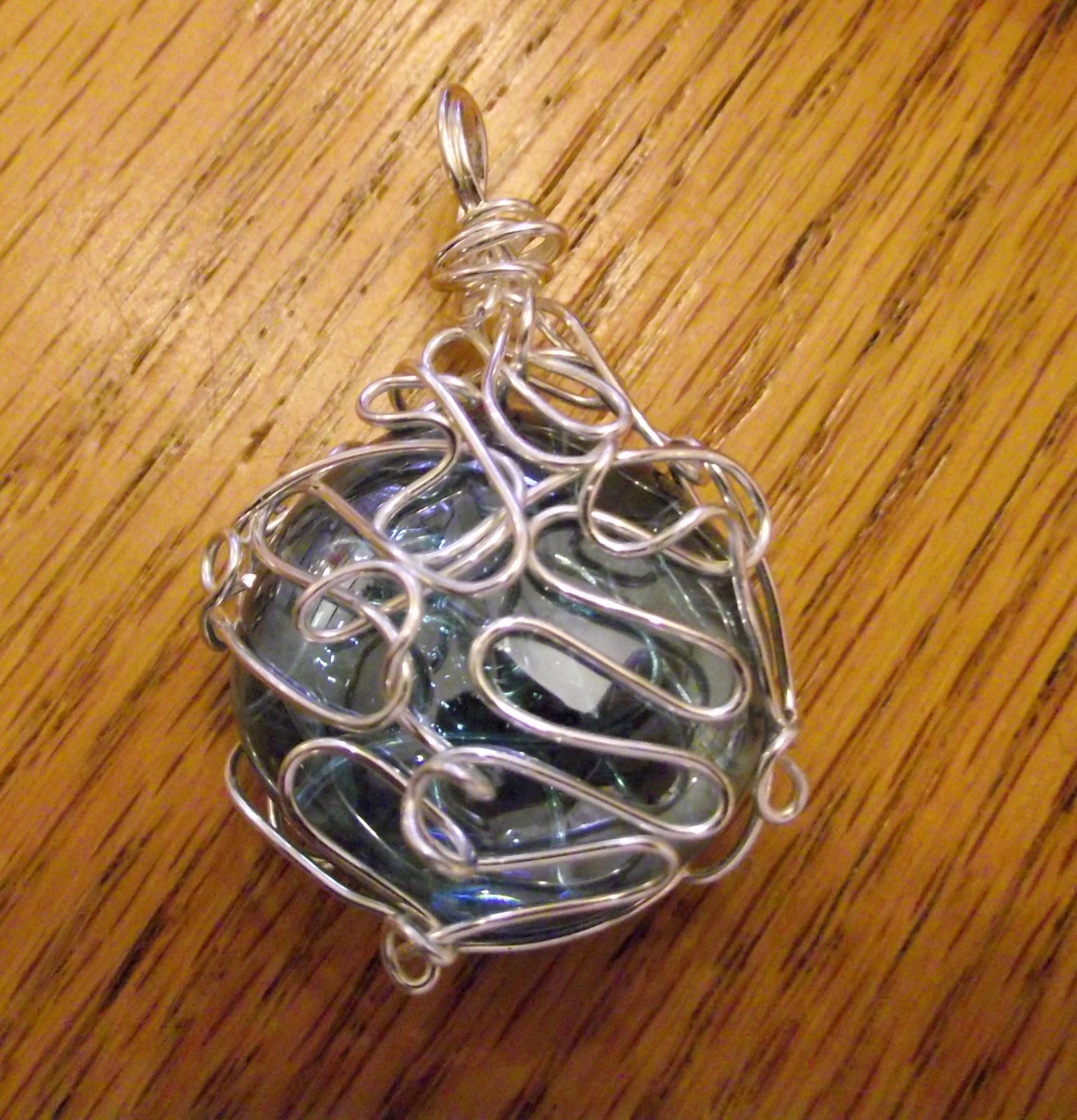 A View at Five-Two: Wire Wrapped Glass Pebble Pendant - Easy Christmas Gift